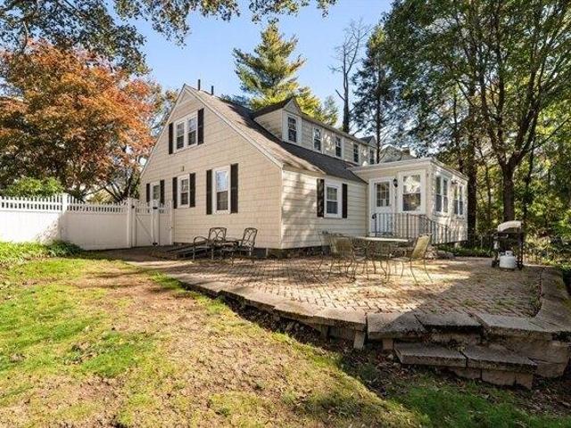 house with 5 bedroom, Arlington MA ES103440131