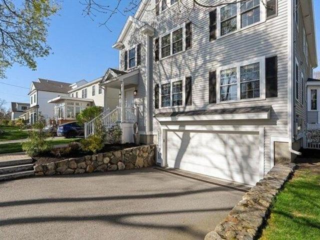 house with 5 bedroom, Arlington MA ES103020737