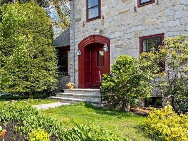 house with 5 bedroom, Arlington MA ES103222855