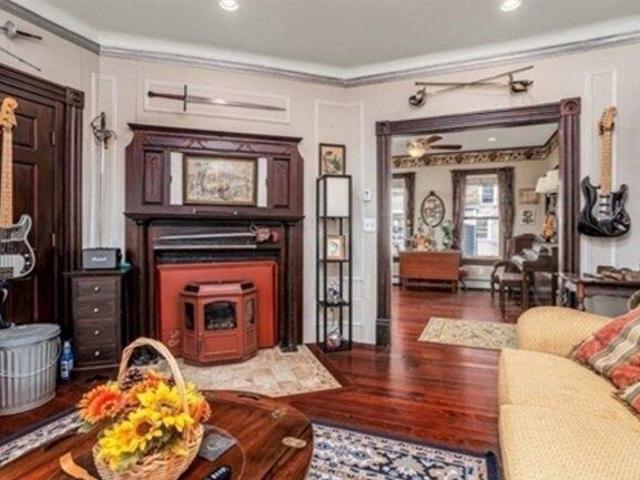 house with 5 bedroom, Athol MA DLS103018673