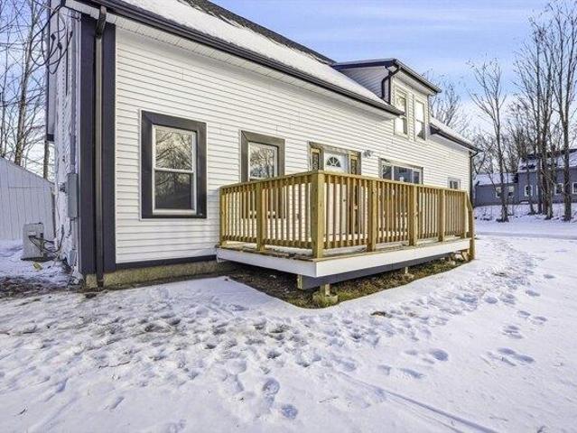house with 5 bedroom, Athol MA DS101898958