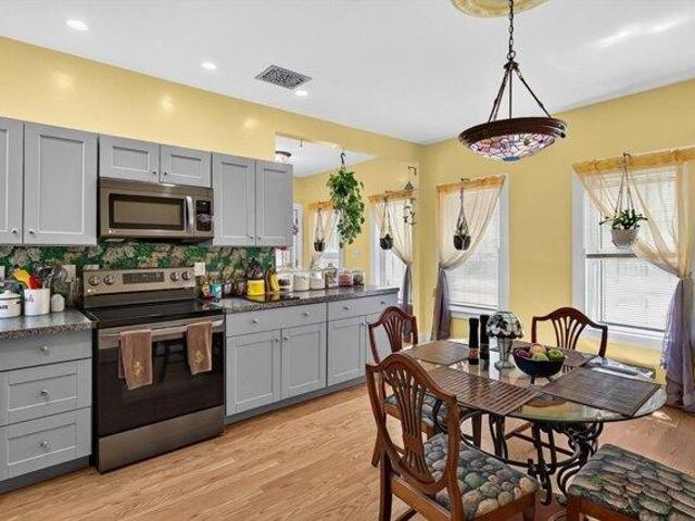 house with 5 bedroom, Athol MA ES103929668