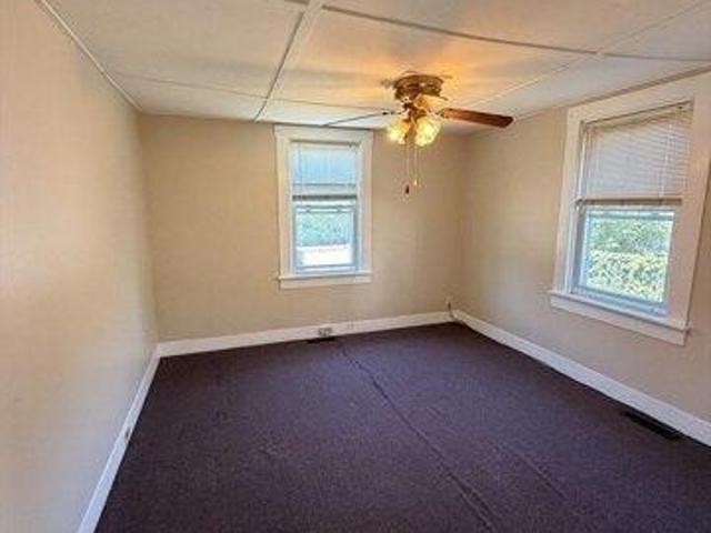house with 5 bedroom, Attleboro MA DS103931715