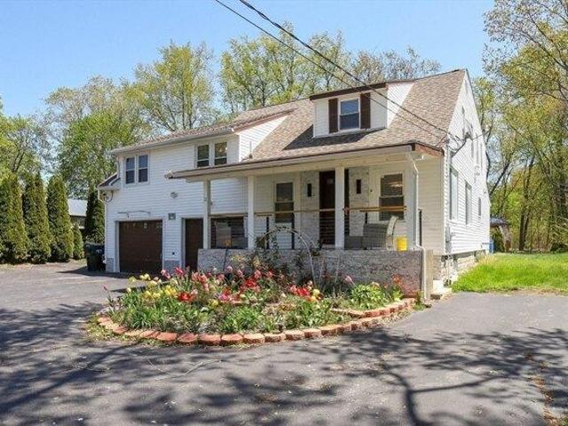 house with 5 bedroom, Auburn MA DS102564006