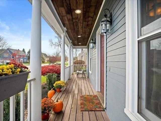 house with 5 bedroom, Auburn MA ES104790838