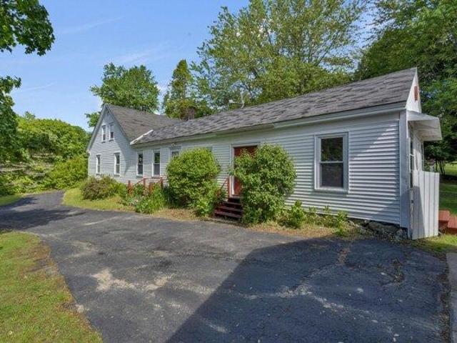 house with 5 bedroom, Auburn ME DS103498117