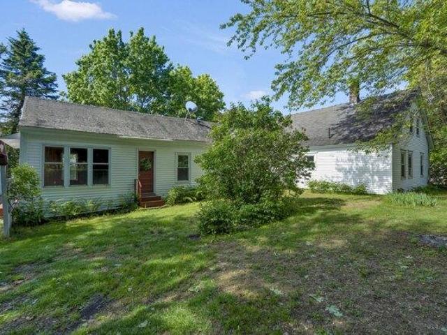 house with 5 bedroom, Auburn ME ES103498117
