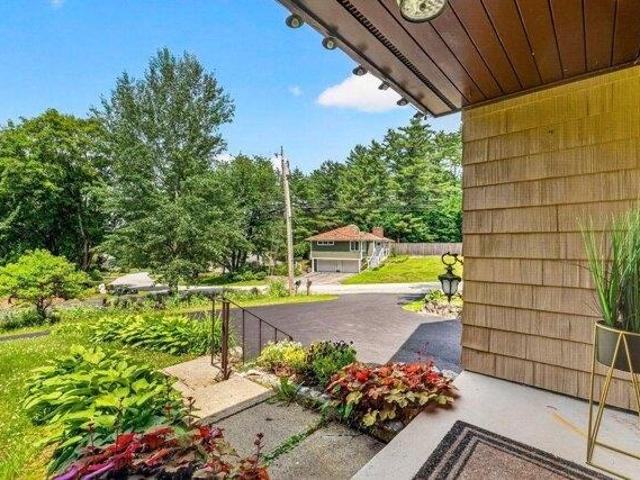 house with 5 bedroom, Auburn ME ES104761829