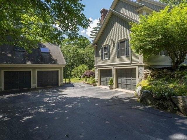 house with 5 bedroom, Auburn NH ES103967143