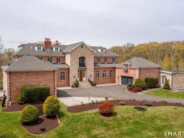house with 5 bedroom, Avon CT DLS102344638