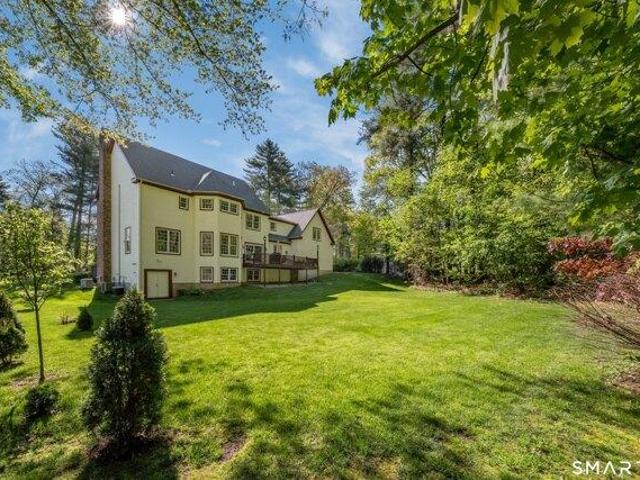 house with 5 bedroom, Avon CT DLS103100242