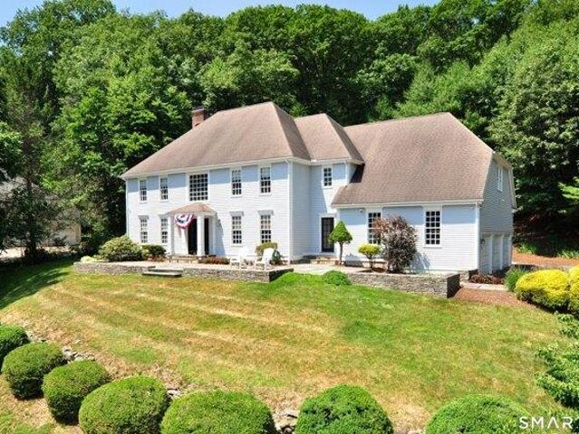 house with 5 bedroom, Avon CT DS104149757