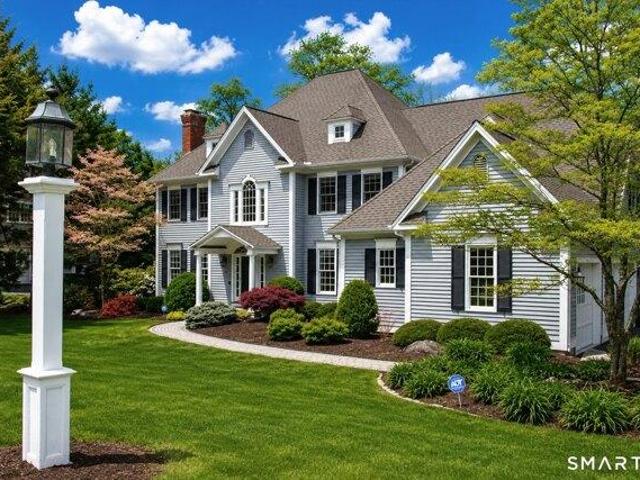 house with 5 bedroom, Avon CT DS102475168