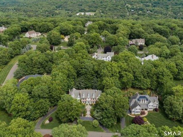 house with 5 bedroom, Avon CT DS103073626