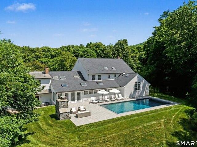 house with 5 bedroom, Avon CT DS103928359