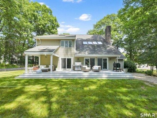 house with 5 bedroom, Avon CT DS103928920