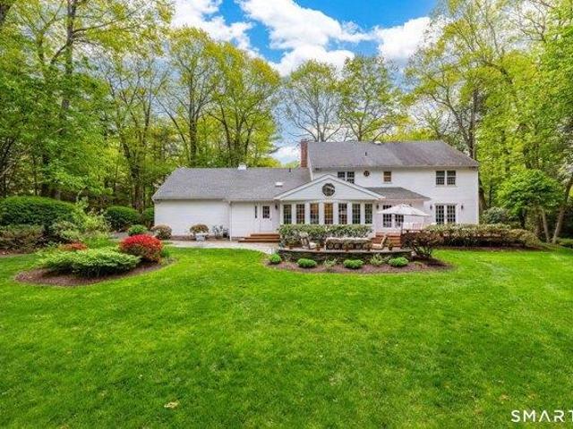 house with 5 bedroom, Avon CT ES104811269