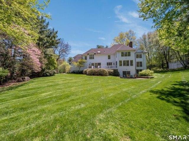 house with 5 bedroom, Avon CT ES103438534