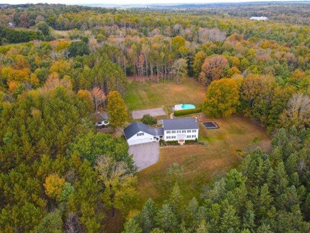 house with 5 bedroom, Bangor ME DLS103035030