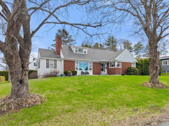 house with 5 bedroom, Bangor ME DS102344702