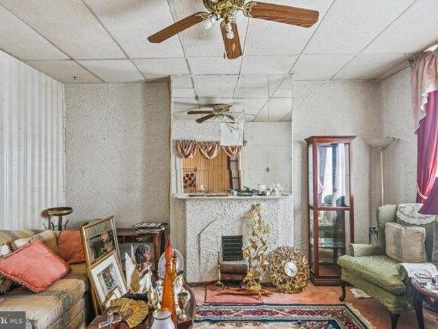 house with 5 bedroom, Baltimore MD DLS88247565