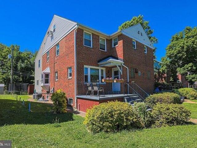house with 5 bedroom, Baltimore MD ES104907528