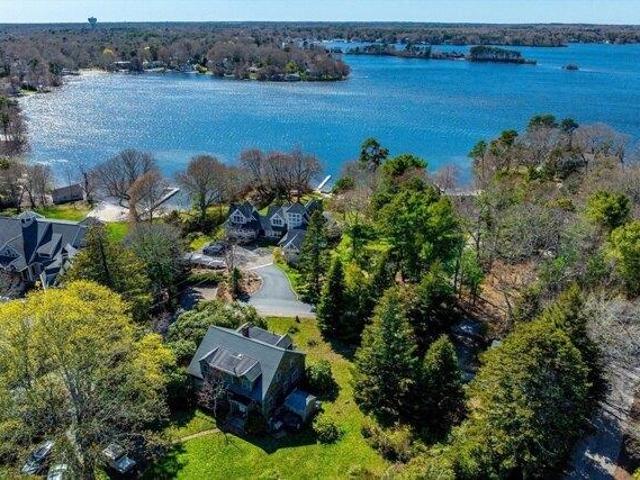 house with 5 bedroom, Barnstable MA DS103885674