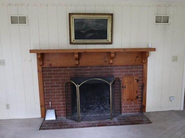 house with 5 bedroom, Barre VT ES105174419