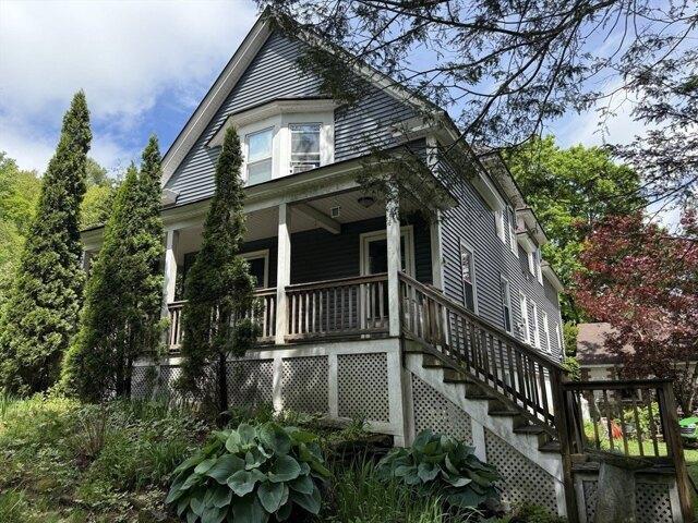 house with 5 bedroom, Barre MA ES104853187