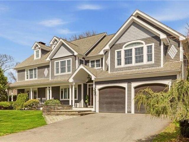 house with 5 bedroom, Barrington RI DS102669206