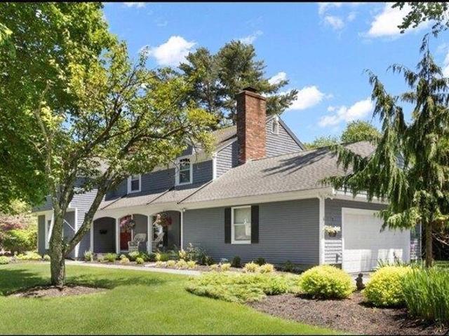 house with 5 bedroom, Barrington RI DS103250649