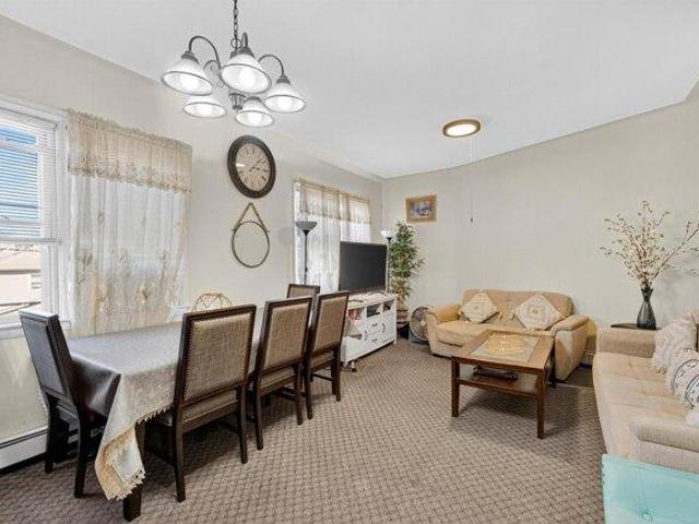 house with 5 bedroom, Bayonne NJ DLS101661004