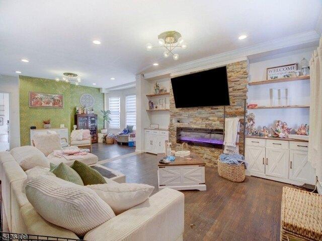 house with 5 bedroom, Bayonne NJ DS104299431