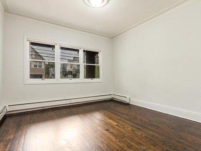 house with 5 bedroom, Bayonne NJ DS104328946