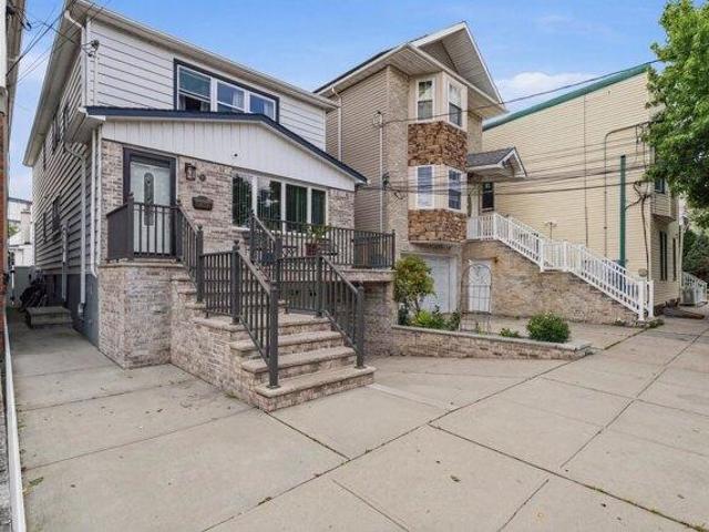 house with 5 bedroom, Bayonne NJ DS104446220