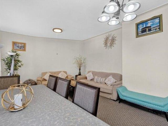 house with 5 bedroom, Bayonne NJ ES104650417