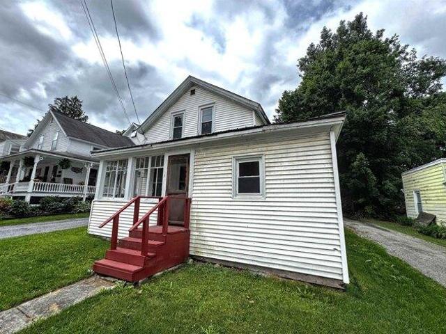 house with 5 bedroom, Bennington VT DS104188519