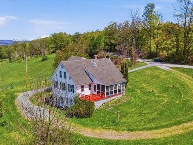 house with 5 bedroom, Bennington VT DS103664409