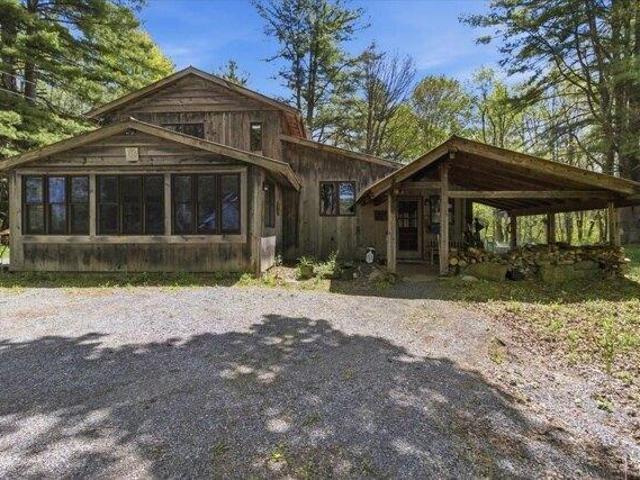 house with 5 bedroom, Bennington VT DS103966804