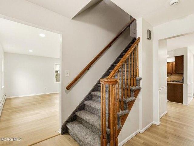 house with 5 bedroom, Beachwood NJ ES105174301