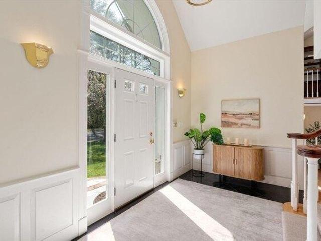 house with 5 bedroom, Bedford MA ES104377082