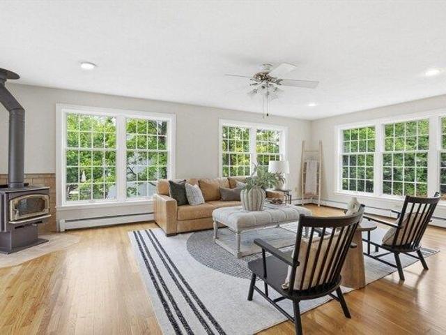 house with 5 bedroom, Bedford MA ES102823901