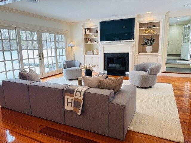 house with 5 bedroom, Bedford MA ES103071396
