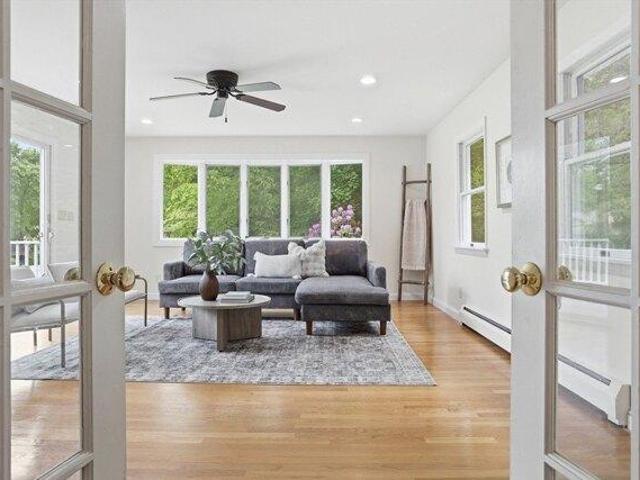 house with 5 bedroom, Bedford MA ES103184846