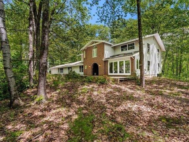 house with 5 bedroom, Bedford NH DLS102632876