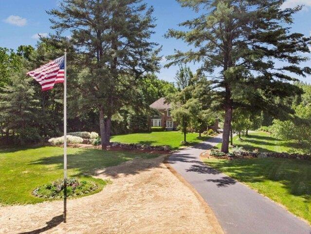 house with 5 bedroom, Bedford NH DS104332448