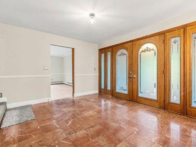 house with 5 bedroom, Bedford NH ES103248567