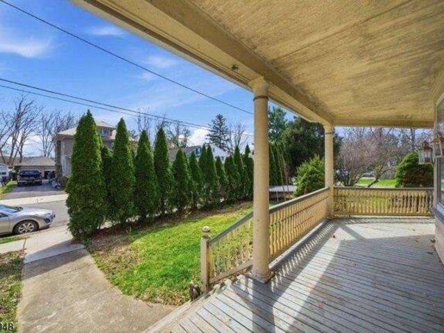 house with 5 bedroom, Belvidere NJ DS102257898