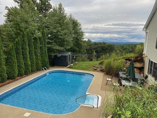 house with 5 bedroom, Belchertown MA DS103808103