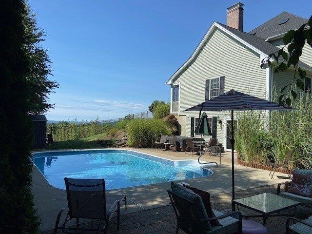 house with 5 bedroom, Belchertown MA ES103808103